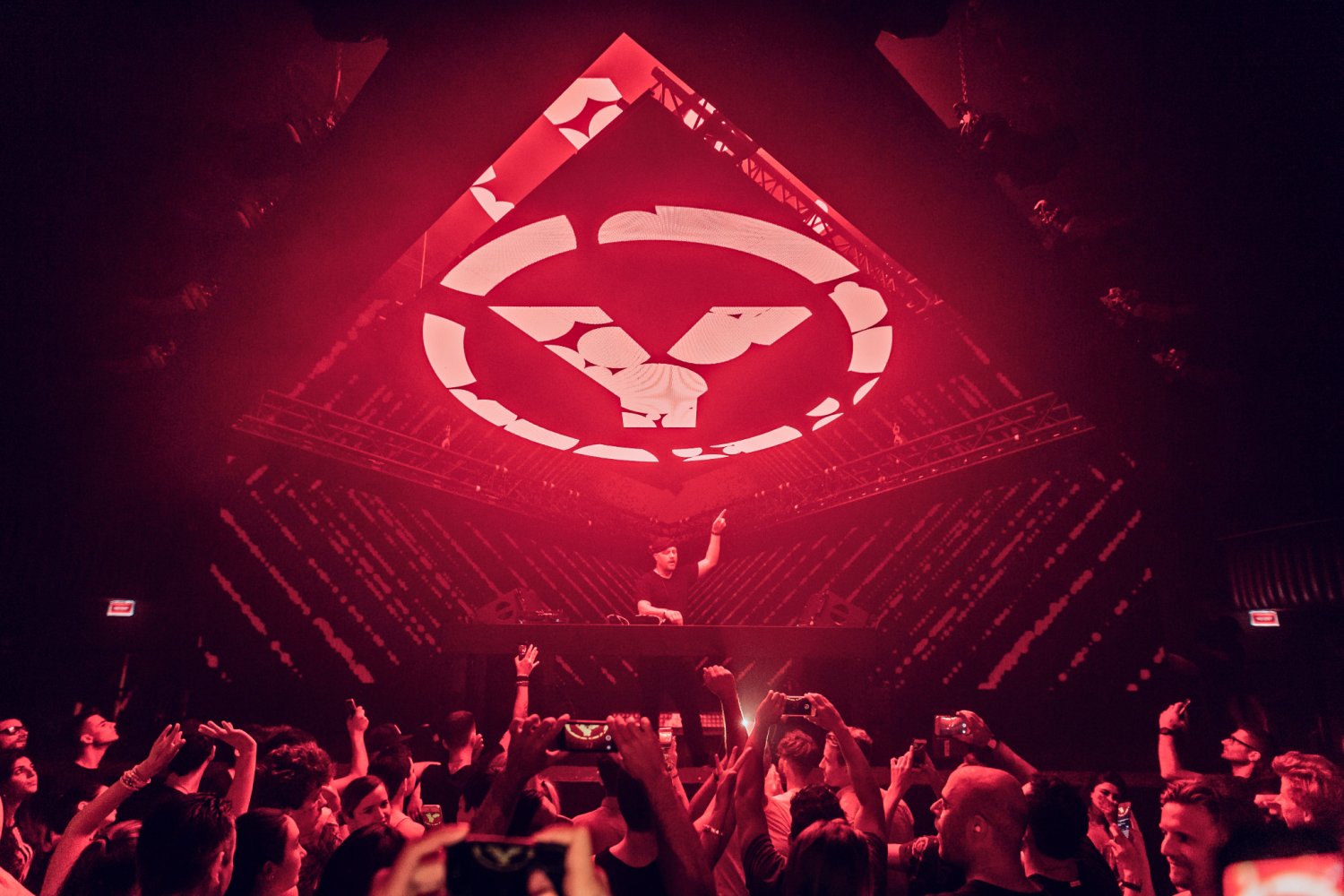 Eric Prydz's mind-bending new live show [CELL] hits Hï Ibiza | Ibiza ...