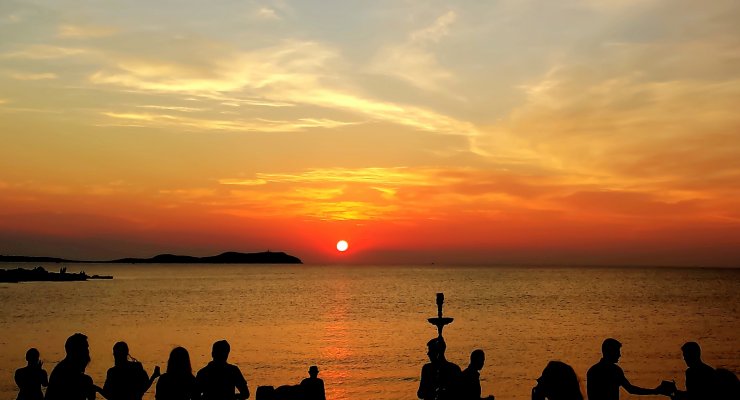 Secret Cave Raves, Beach Parties And Sunsets: An Insiders Guide To ...